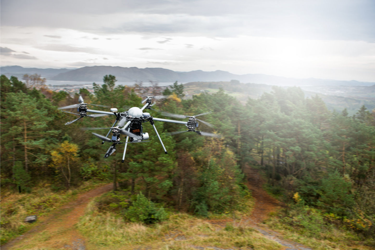 Statnett bruker 45 millioner på droner - Norges største droneprosjekter